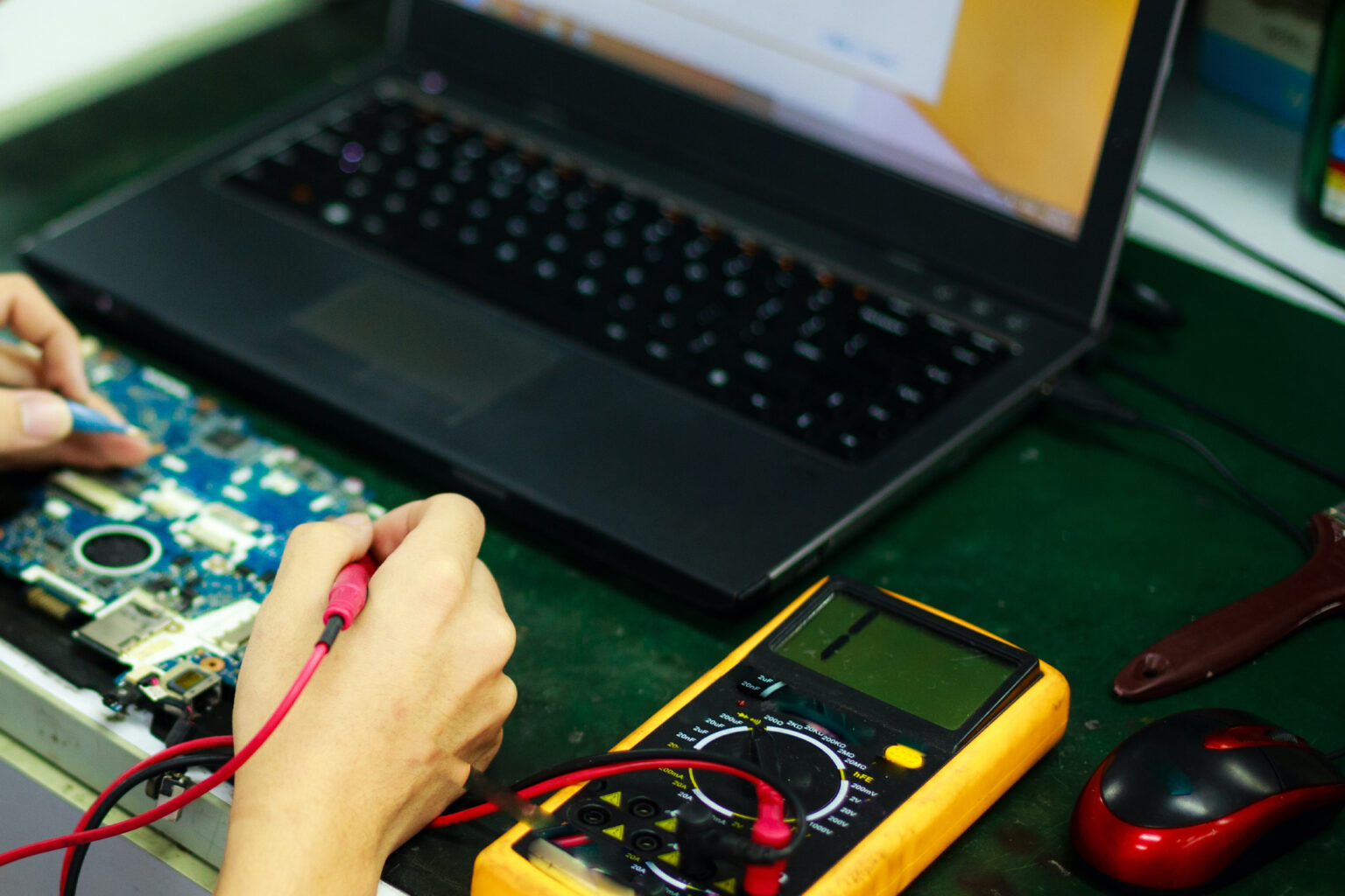 Eletrónica e Redes de Telecomunicações | Politécnico de Leiria